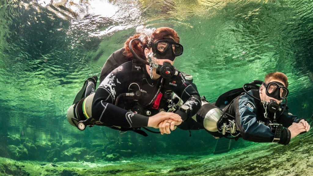 Sidemount Diver - Ocean Diving Center